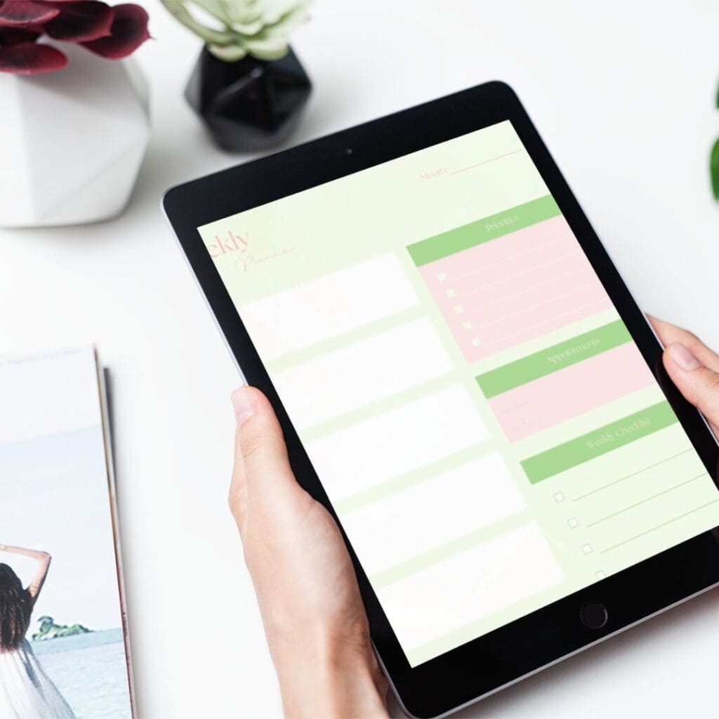 Seasonal Weekly Planner - Sharekkna Online